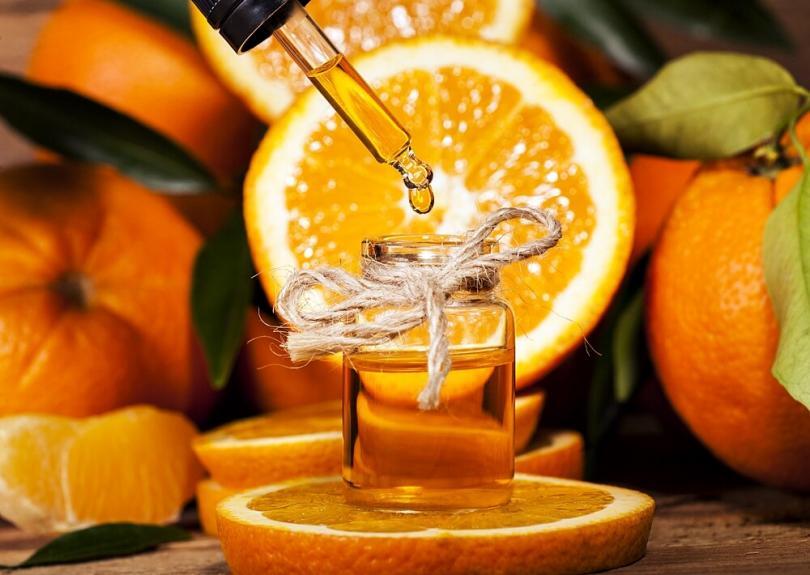 Orange Oil: Effect and Application as Care Product | Women's Alphabet