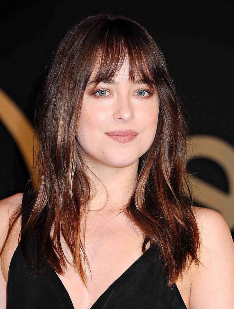 Blunt Cut: The Trend Hairstyle for 2020 is So Beautiful