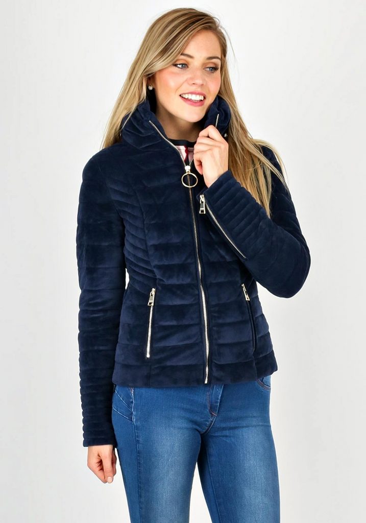 Navy Blue Outfits: The Fall Color Trend We're About to See Everywhere ...