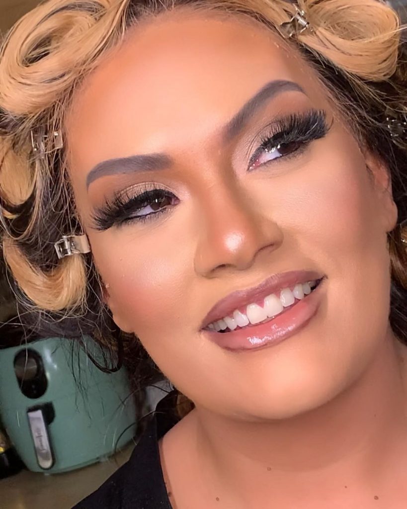 Night Out Makeup: Tips for Evening Glamour | Women's Alphabet