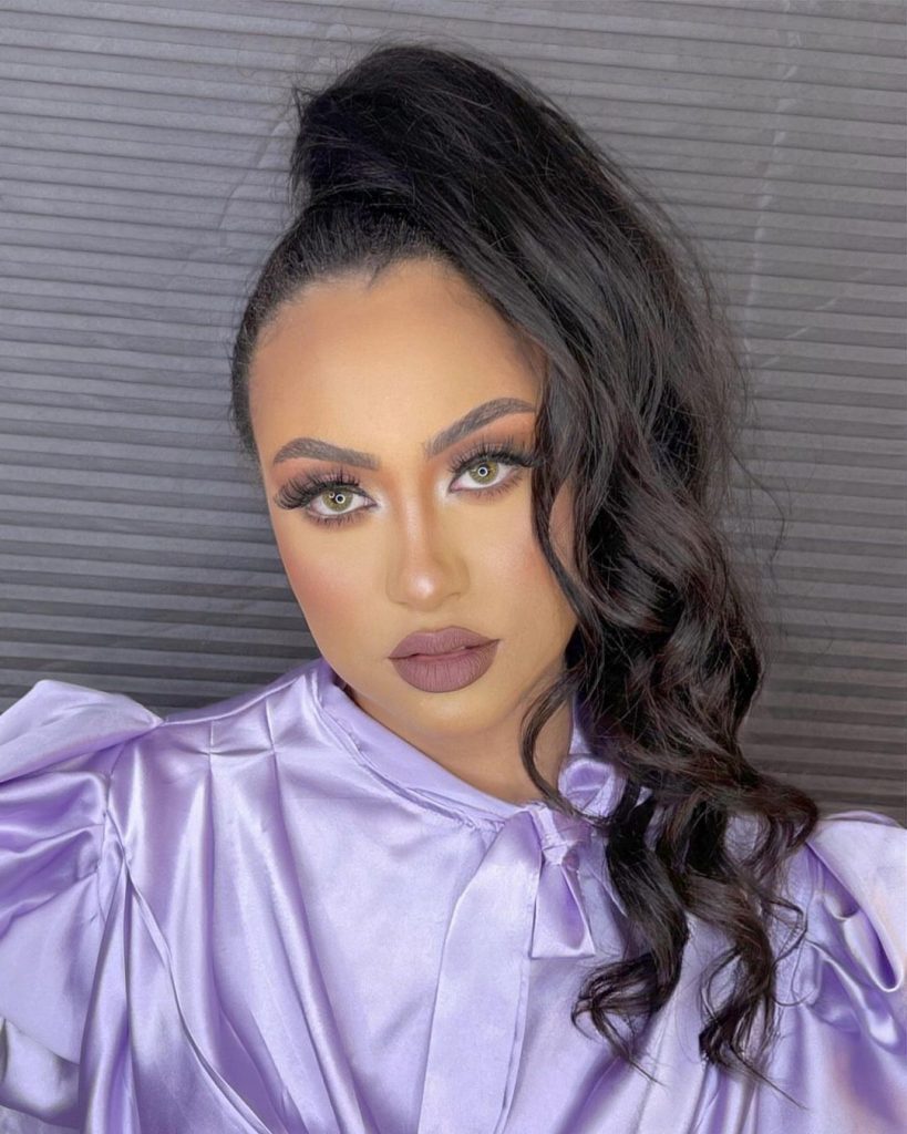 How to Create the Perfect Makeup for Bronze Skin | Women's Alphabet