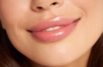 Setting Spray vs. Fixing Spray: What's The Difference? | Women's Alphabet